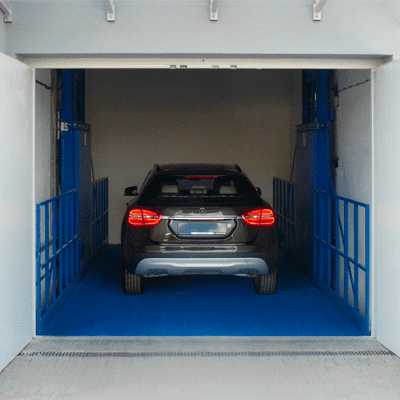 What is a loading bay? Meaning, types and definition
